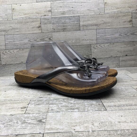 Vionic | Shoes | Vionic Cassie Silver Leather Bow Tie Comfort Thong ...